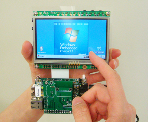 Windows Embedded Compact 7搭載の無線LAN対応組み込み機器の開発が手軽に！：先着30人！ 特別キットの限定販売も ...