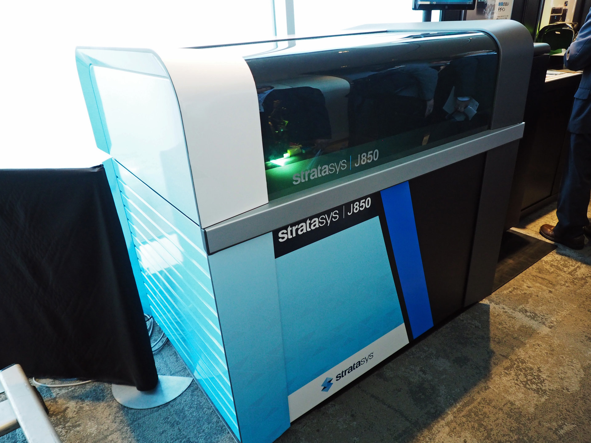 フルカラー＆マルチマテリアル対応3Dプリンタの新製品「Stratasys J850」登場：3Dプリンタニュース - MONOist