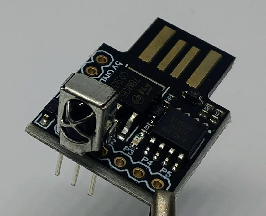 BadUSBを赤外線リモコンで遠隔操作する「IR-BadUSB」：Black Hatでハードウェアハック！（2）（2/3 ページ） - MONOist