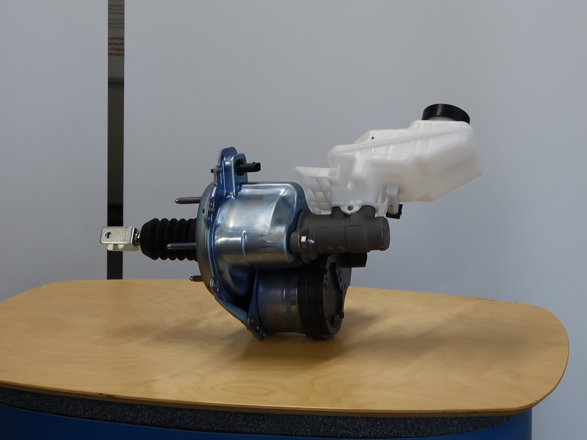 電動ブレーキブースターを日本で生産、需要をけん引するのは日系自動車メーカー：安全システム - MONOist