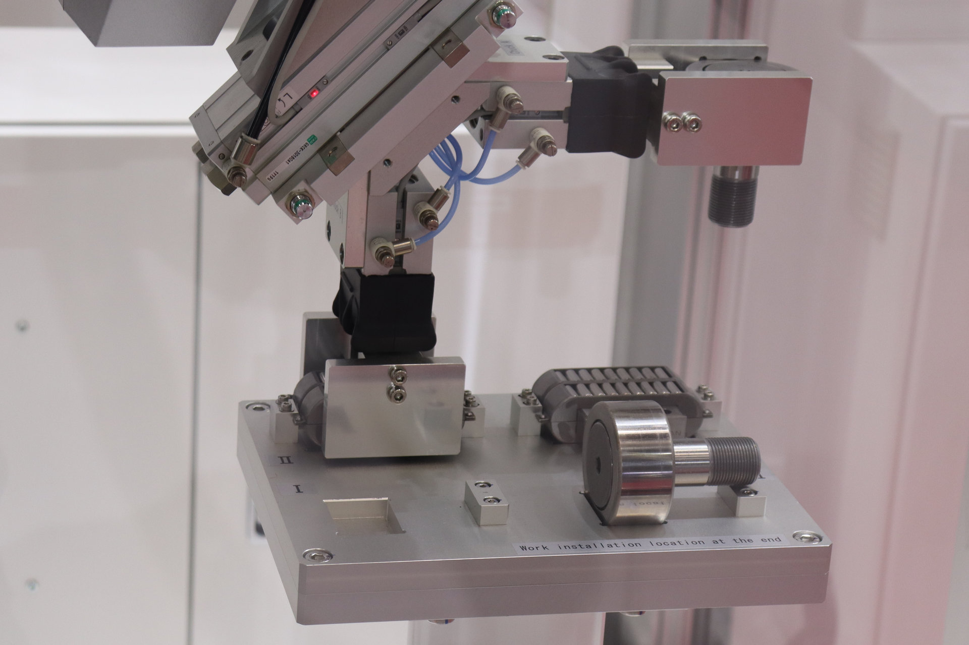 人が行う単純作業を自動化、THKが簡単導入可能な3軸ロボット投入へ：SEMICON Japan 2022 - MONOist