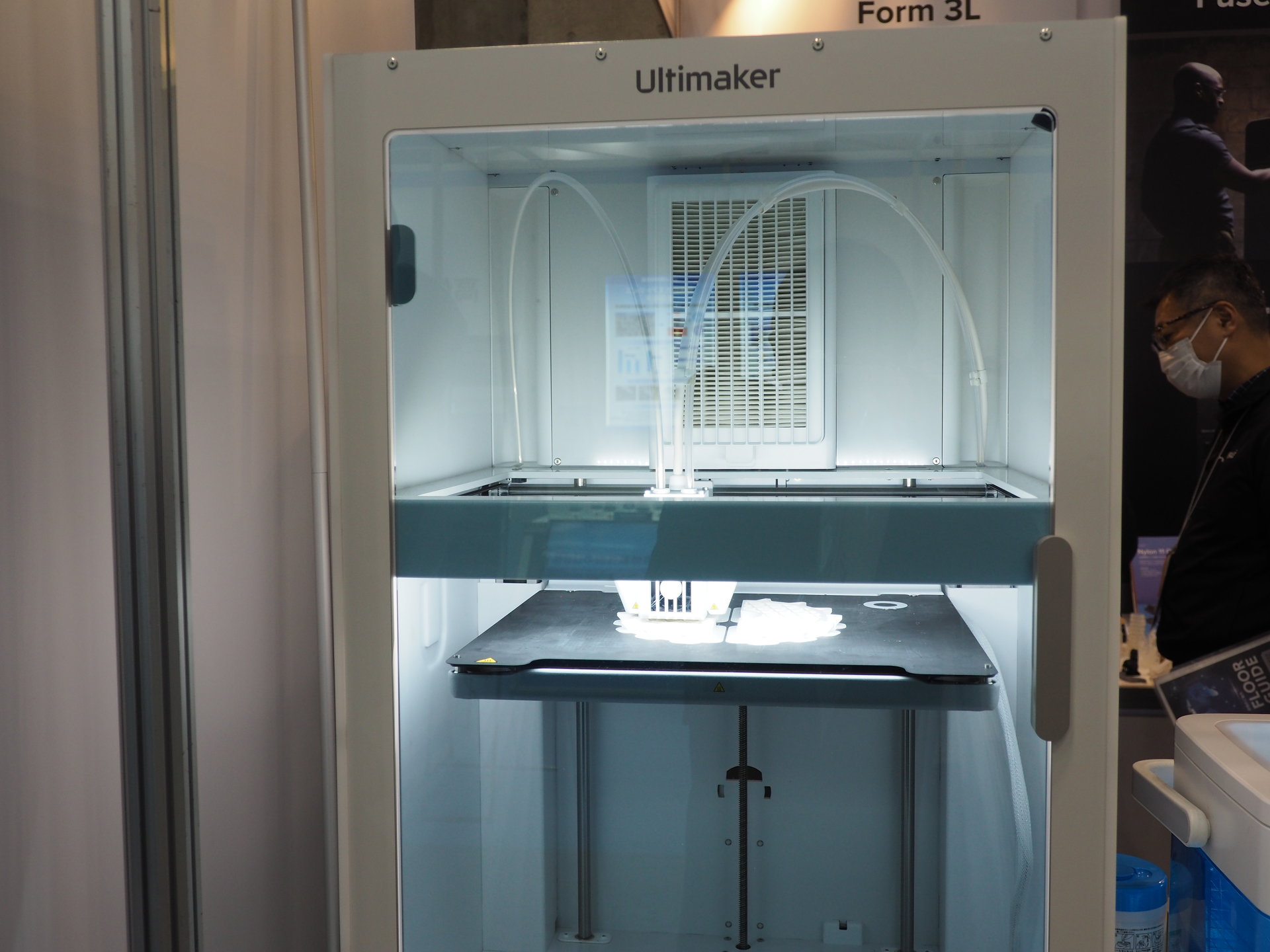 Brule、高品質で安定した連続造形が可能なUltimaker製3Dプリンタの新製品を訴求：TCT Japan 2023 - MONOist