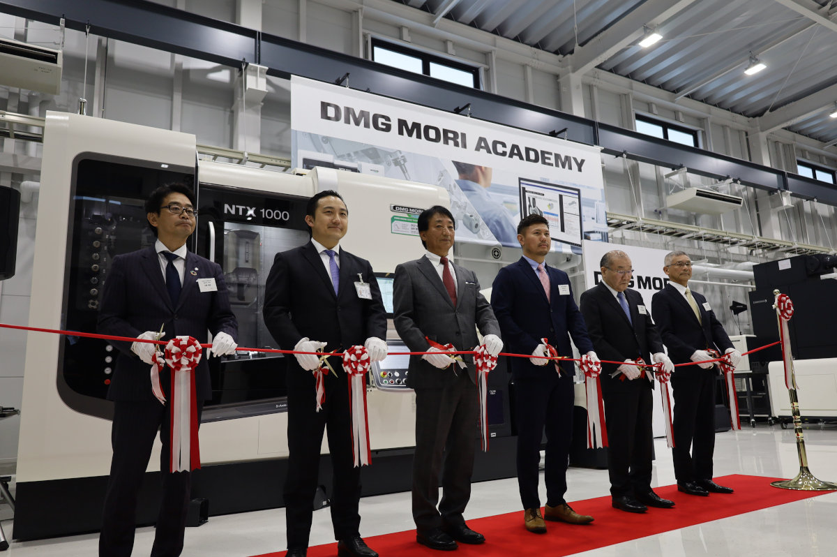 DMG森精機が5軸加工機浸透に向けトレーニング施設5カ所を新設、最初に浜松から：FAニュース - MONOist