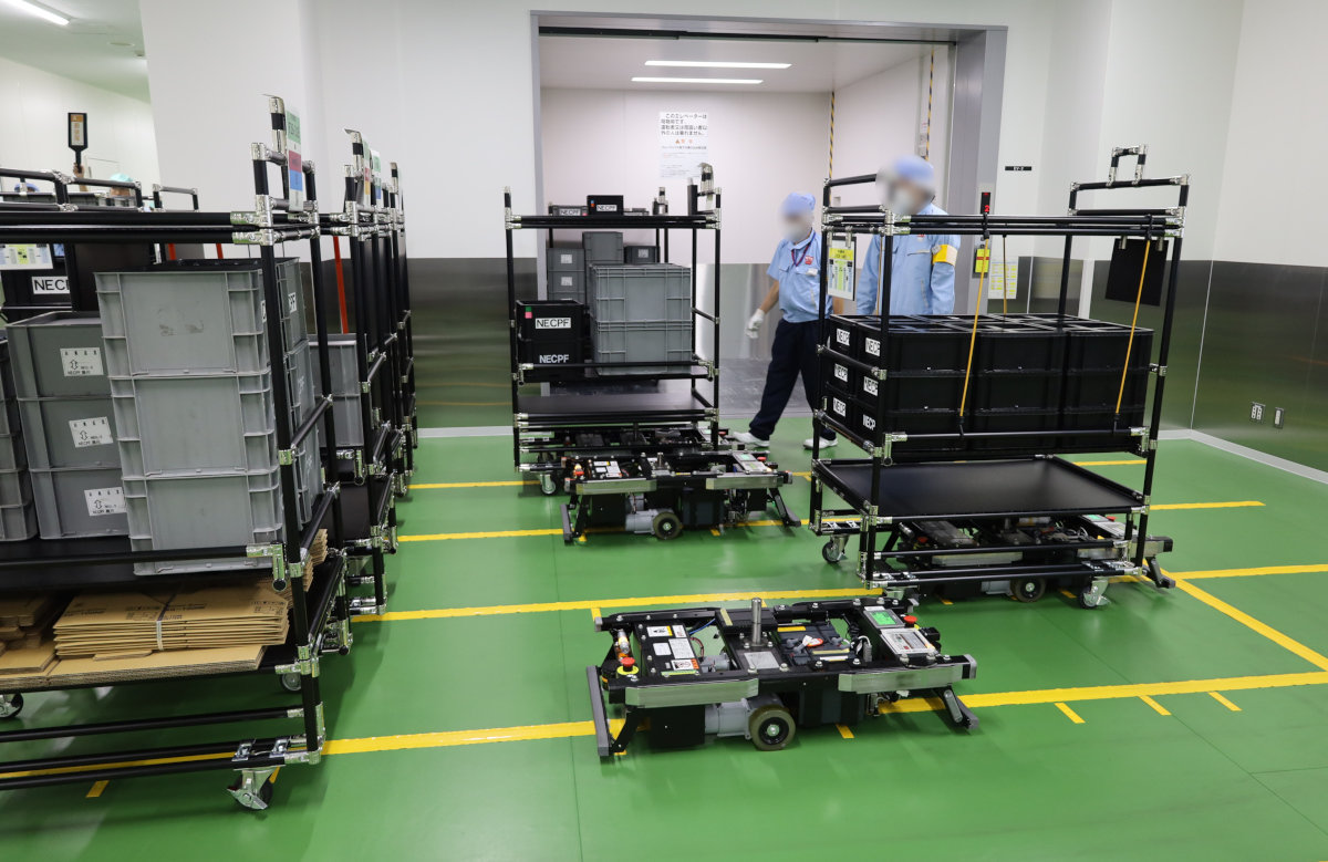 5Gで17台のAMRを駆動し搬送負荷30％削減、量子アニーリングも駆使するNEC掛川工場：スマート工場最前線（3/4 ページ） - MONOist