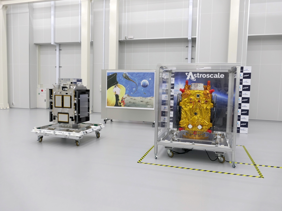 アストロスケールがデブリ観測衛星「ADRAS-J」を公開、手の届く距離まで最接近：宇宙開発 - MONOist