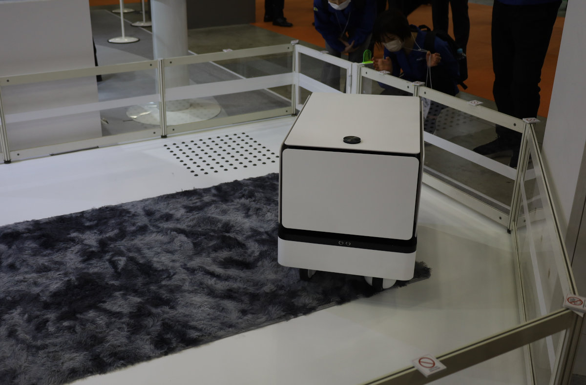 “人の指”でロボットを器用に、NSKがフィンガーモジュールや屋外走行ロボを訴求：2023国際ロボット展（2/2 ページ） - MONOist