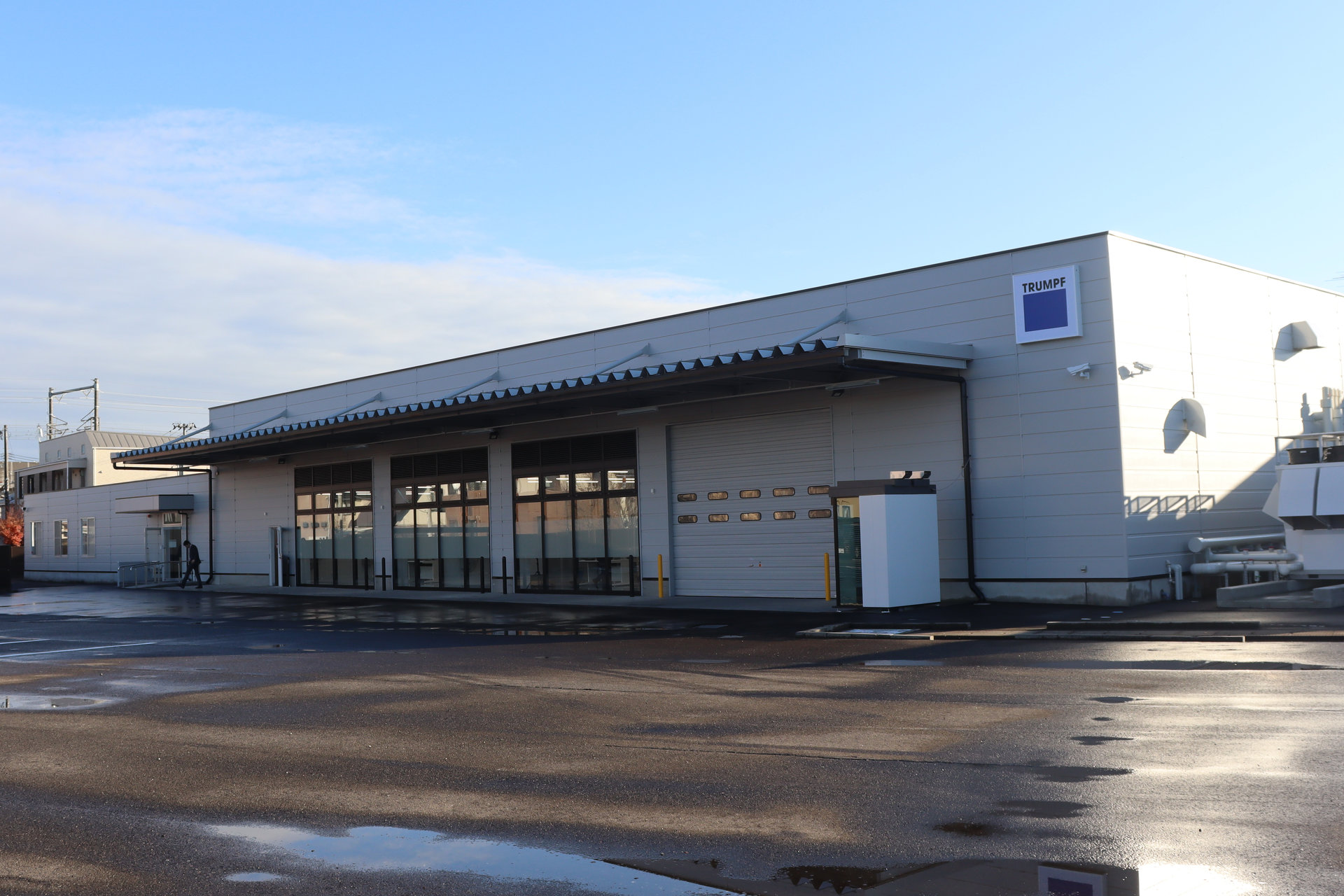 宮城に半導体製造装置向けプラズマ電源の修理拠点、従来比3倍規模でサポート拡充：FAニュース - MONOist