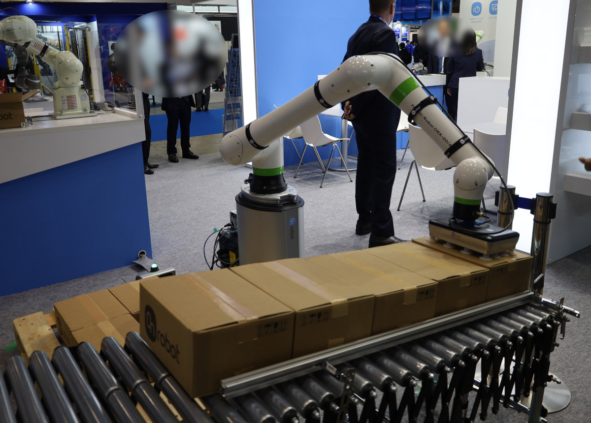 ハンドから変えるロボットティーチング、成長スピード求めるOnRobotの一手：2023国際ロボット展（1/2 ページ） - MONOist