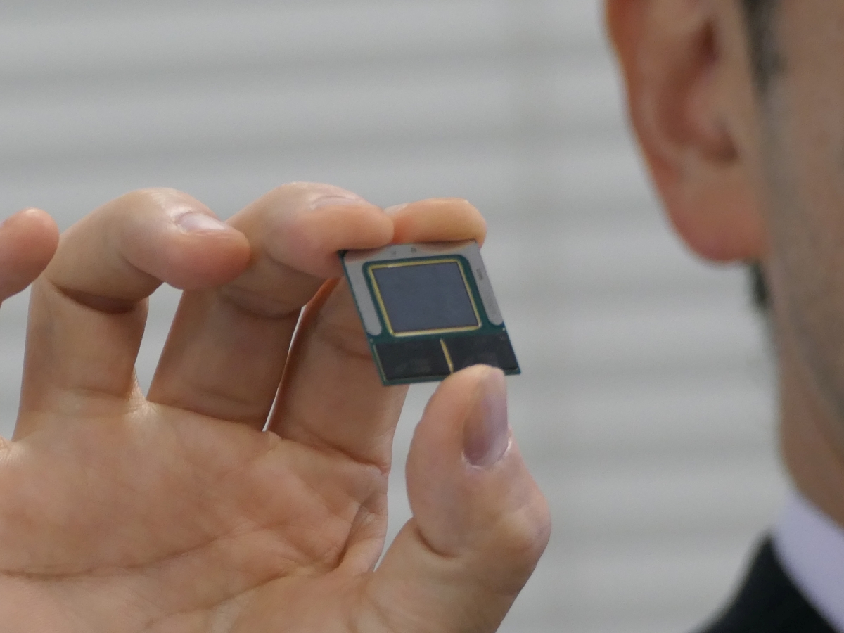 インテルの新たなフラグシップ「Lunar Lake」、次世代AI PCに向け大胆な設計変更：組み込み開発ニュース（1/3 ページ） - MONOist