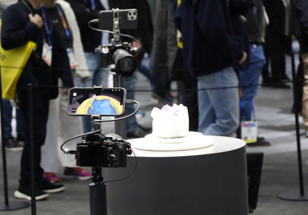 現実と仮想の境界を超える負荷を下げる、ソニーグループの映像制作技術：CES 2025 - MONOist