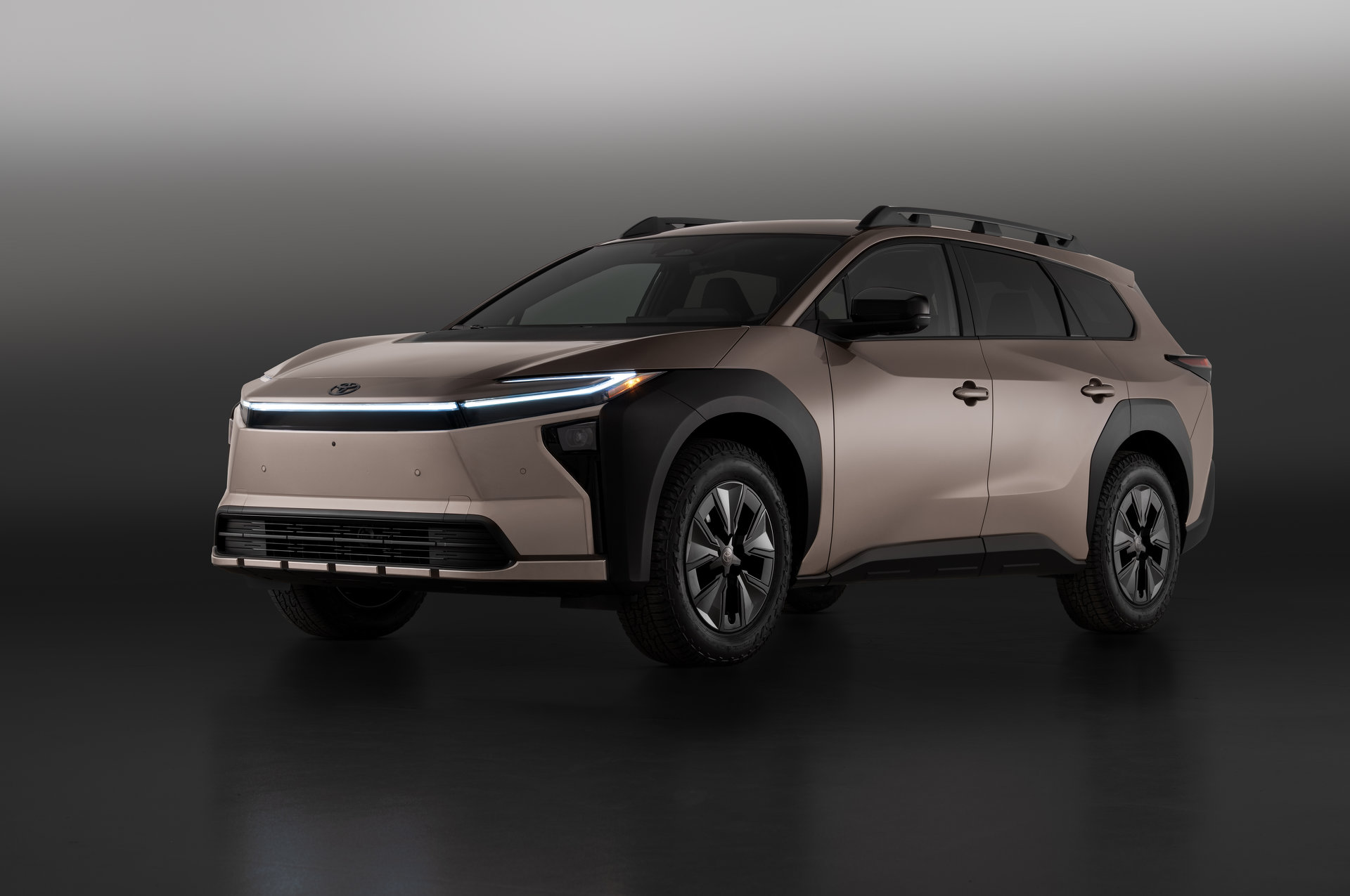 トヨタが北米で新型EVを発表、日本でも2026年春に発売予定：電動化 - MONOist